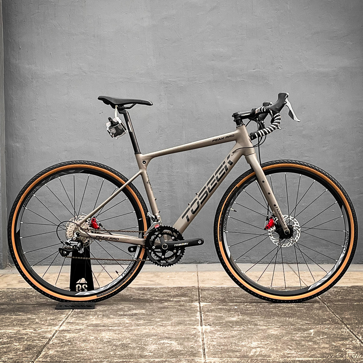 Toseek Peak Pro Gravel Bike Shimano Claris 8-Speed - Khaki – Supreme ...